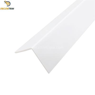 Cina Le strisce di plastica L del protettore d'angolo della parete del PVC modellano la dimensione bianca pura di 50mm in vendita