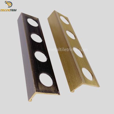 China da guarnição 12mm de bronze da telha de 10mm borda reta para pavimentar Transtion à venda