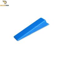 China Reusable Plastic Tile Leveling Wedges Clips 100pcs Bag for Wall Floor Tiling for sale