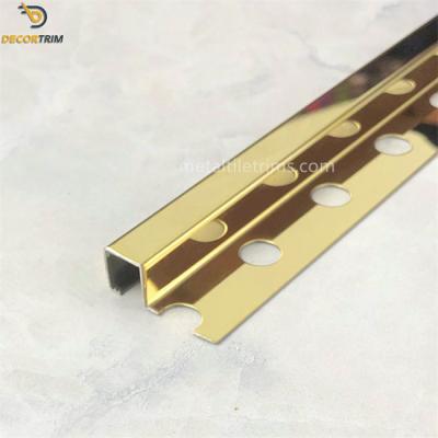 China De Tegelversiering 10mm X 10mm van het douaneroestvrije staal Hoog polijst Gouden Extern Vierkant Te koop