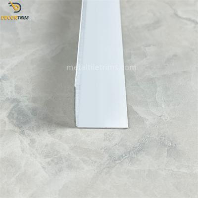 Chine Ceramic Tile Edge PVC Tile Edge 6063 30×30mm 3 Meter Trim L à vendre