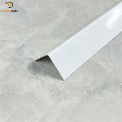 Chine Ceramic Tile Edge PVC Tile Edge 6063 30×30mm 3 Meter Trim L à vendre