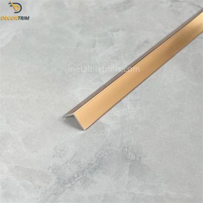 Cina Accessoiri per piastrelle a forma di L Materiale in alluminio ceramico 6063 in vendita