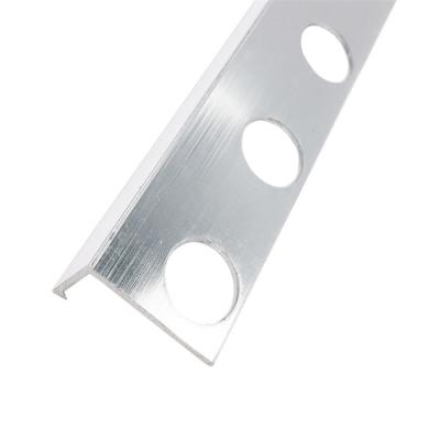 Cina Matt Silver Tile Edge Trim For Wall, Aluminum Inside Corner Tile Trim in vendita