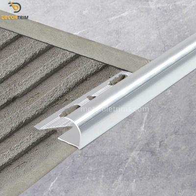 中国 1mm 厚さ メタルクォーター アルミウムタイル トリム 丸い露出面 販売のため