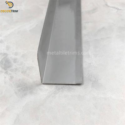Cina Acciaio inossidabile Corner Trim For Tile Floor Transition Profile di piastrelle ceramiche in vendita