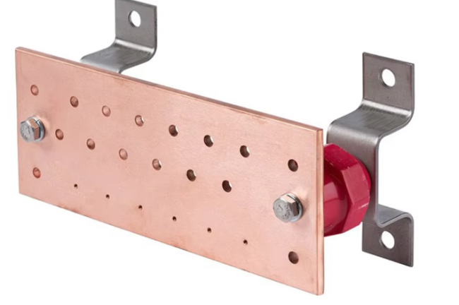 Premium copper busbar power distribution system