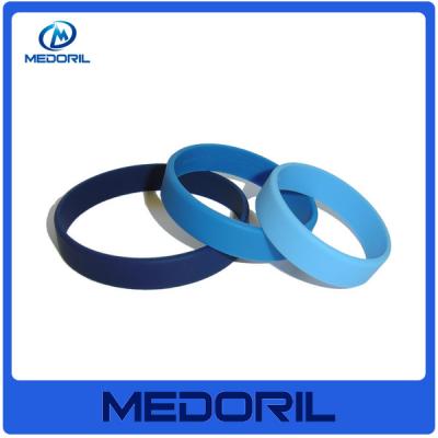 China 2016 Hot selling wholesale cheap custom silicone bracelet / Bulk Cheap Silicone Wristband for sale