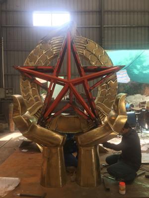 Cina Il giardino d'ottone OEM/del ODM scolpisce la vernice d'ottone di cottura della stella a cinque punte in vendita