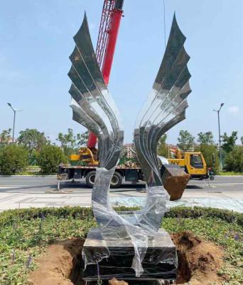China Escultura de aço inoxidável de forjadura alta abstrata exterior de 2,5 medidores à venda