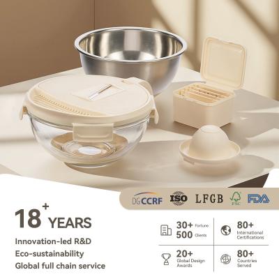 China IKOO Multifunction Salad Bowl with 2000ml Capacity, BPA-free Borosilicate Glass Bowl and Non-slip Silicone Base for Food Prep for sale