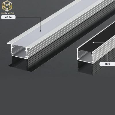Cina Profil di striscia di alluminio 6063 a LED e finitura personalizzata in vendita