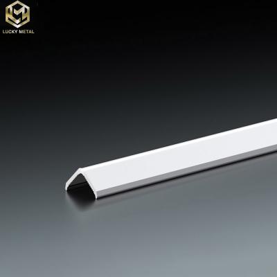 Cina Sezione L Profili di taglio di bordo in alluminio angolo destro per angolo esterno 10 mm in vendita