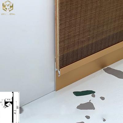 China Op maat gemaakte LED Aluminium Skirting Profile Board 60mm Te koop