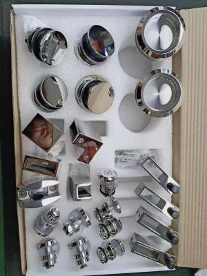 Cina Clamps di vetro in acciaio inossidabile resistenti ai sismi con certificazione ASCE 7-22 in vendita