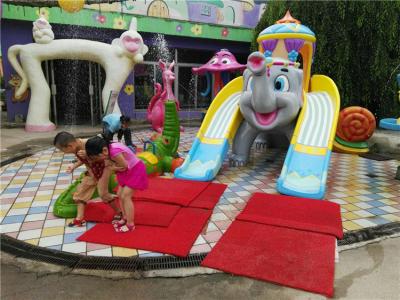 Cina Il piccolo acquascivolo del fumetto di colori luminosi ha personalizzato Logo For Water Park in vendita