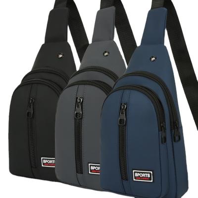 China Daily Used 2022 Hot Sale Men Messenger Bag Outdoor Sports Portable Chest Filler Chest Bag Casual Purses For Men factory