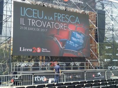 Cina Luminosità all'aperto di alta risoluzione dei pidocchi di colore pieno P4.81mm 6000 dell'esposizione di LED dell'affitto in vendita