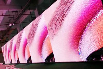 Cina SMD 3 in 1 pubblicità dell'interno ha condotto il livello dello schermo di visualizzazione l'elaborazione del bit di velocità di rinfrescamento 16 in vendita