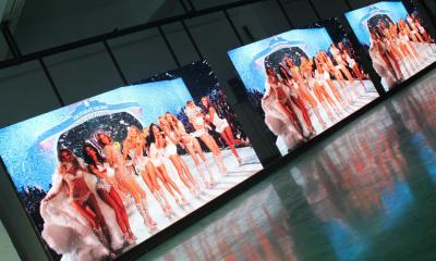 Cina Schermo curvo definizione dell'interno dell'esposizione di LED dell'affitto alta per le manifestazioni della fase in vendita
