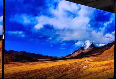 Cina Peso leggero di alta risoluzione fisso dell'interno dello schermo di visualizzazione del LED di colore pieno 4K HD in vendita