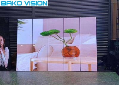 China Indoor Advertising Fixed LED Poster Display LED Placard P2.5 P3 For Shop Mall / Hotel for sale