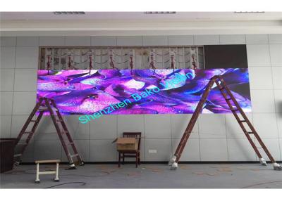Cina Parete fissa dell'interno dell'esposizione di LED di alta qualità di colore pieno grande video per annunciare in vendita