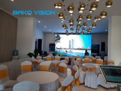 Cina video schermo di visualizzazione di 900nits P3.91 LED per nozze in vendita