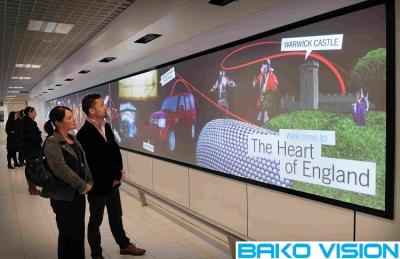 Cina 281 trilione colora l'esposizione di LED locativa con 100000 ore di vita per uso interno in vendita
