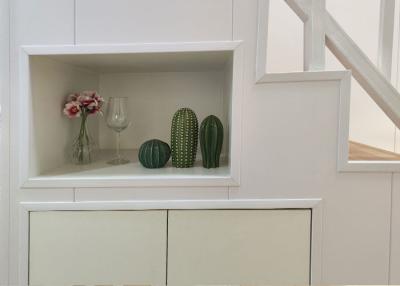 China Revoluciona tu experiencia de viaje con la caja de sidra Casa prefabricada en ruedas en venta en venta