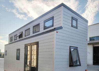 Cina AS/NZS Standard Light Steel Prefab Tiny House On Wheels Kit Casa per viaggiatori avventurosi in vendita