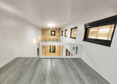 China Flexibel modulair huis Prefabricate huizen met lichte staalstructuur Kleine huis op wielen Te koop