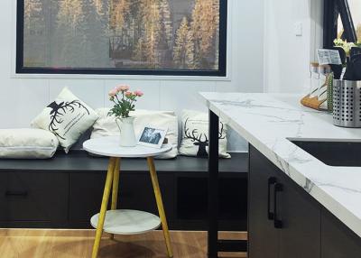 China Australien Kleines Haus auf Rädern Anhänger Vorgefertigtes Modularhaus Stahlrahmen Kits zu verkaufen