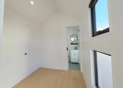 China Mobile Modular Prefab Tiny House On Wheels With Full Furniture For Sale for sale