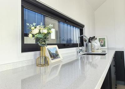 China Mobile Modular Prefab Tiny House On Wheels With Full Furniture For Sale for sale