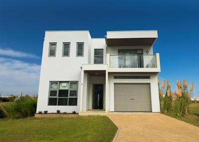 China Lichte staalstructuur Prefab ingenieurswerk staalhuizen Aardbevingsbestendige residentiële staalhuizen Te koop