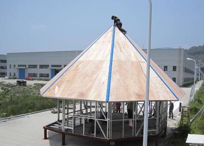 Cina Bungalow di legno della Camera della Tailandia di feste leggere prefabbricate della struttura d'acciaio di Caldo-vendita con 3 camere da letto in vendita