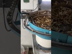 1.75 1,25 pulgadas 1,5 pulgadas de cobre abrazadera de tubería segura de la tubería de retención de agua Arrojar tratamiento de superficie