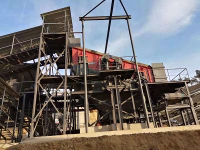 China Tamiz vibratorio del movimiento circular de 80 Tph para la arena/el agregado en venta