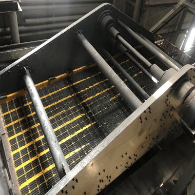 China Tela de vibração que mina selecionando o equipamento o processamento de minério à venda