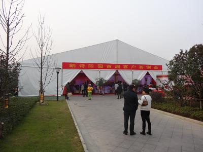 Cina Prestazione ad alta resistenza di evento della struttura d'acciaio della tenda della stazione semplice su ordinazione di parcheggio in vendita