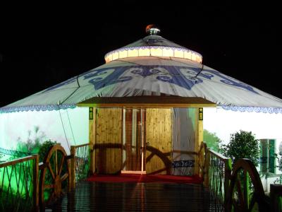Cina Il PVC di bambù della struttura ha coperto la tenda di Yurt del mongolian per il campeggio del turista impermeabile in vendita
