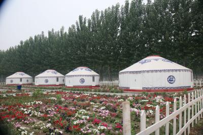 Cina Tenda all'aperto durevole di Yurt del mongolian con il grado ignifugo del materiale B1 del PVC in vendita