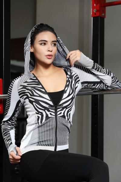 Quality Full Zip Long Sleeve Hoodie Moisture Wicking Thumbholes Sustainable Athleisure for sale