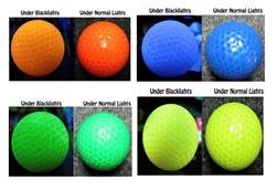 China Blacklight golf balls for sale