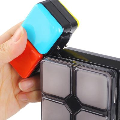 Cina il cubo magico di musica di 0.375kg ROHS scherza i giocattoli di attività per lo sforzo d'alleviamento adulto in vendita
