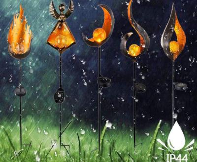 China Solar Powered Solar Flame Light Flame Effect Feature Metal LED Garden Lights for sale
