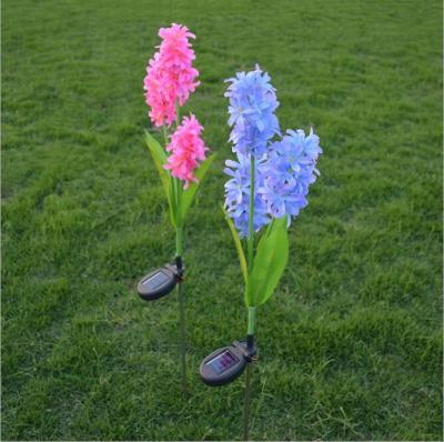 China Outdoor Solar Powered LED Hyacinth Flower Stake Lights for Garden Balcony Lawn Illumination for sale