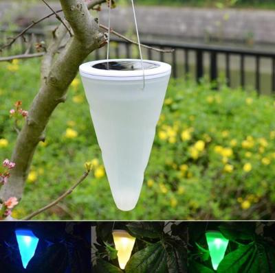 China Tapered LED Outdoor Garden Decorative Solar Pendant Lights,Solar Powered Garden Lights for sale
