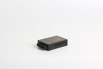 Cina 2 100M Fiber Ports 3 porti del convertitore 5 di media della fibra dei porti RJ45 di 100M in vendita